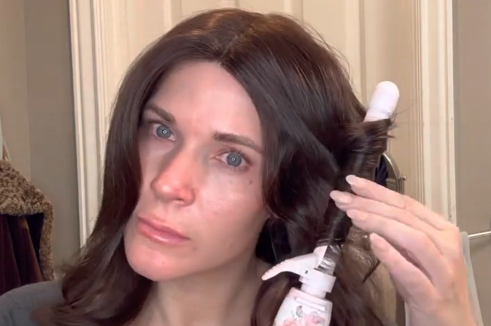 How to Style and Enhance the Realistic Look of the Dorothy Wig by UniWigs